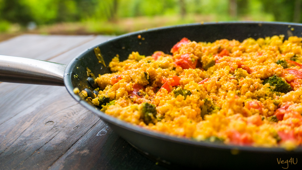 Kuskusas su brokoliais ir pomidorais - Veg4U