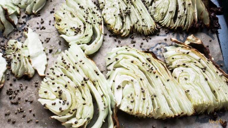 Orkaitėje kepti kopūstai su kanapių sėklomis - Veg4U